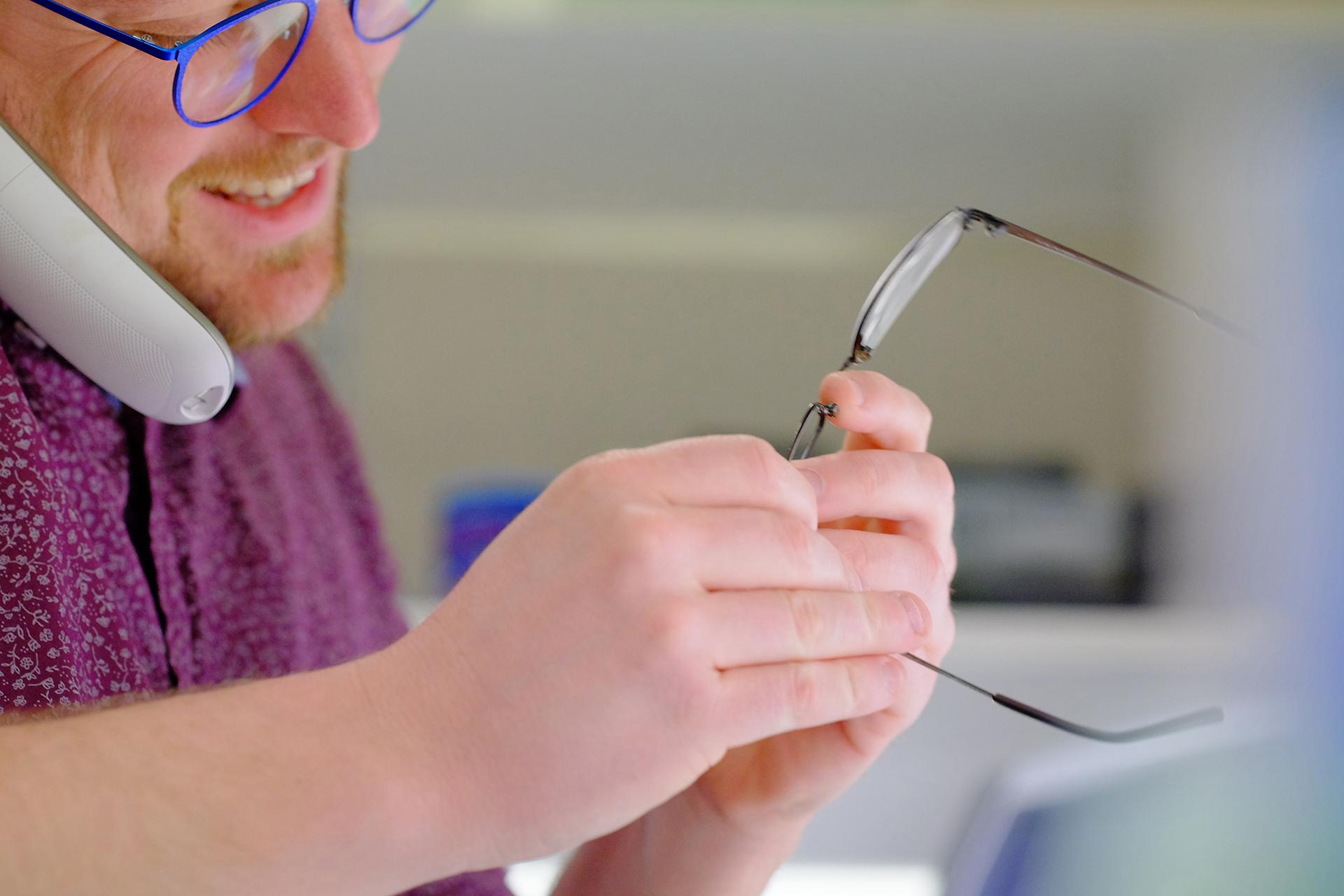 Comment bien nettoyer ses lunettes ? - BENOCLE Comment bien nettoyer ses lunettes ? - BENOCLE